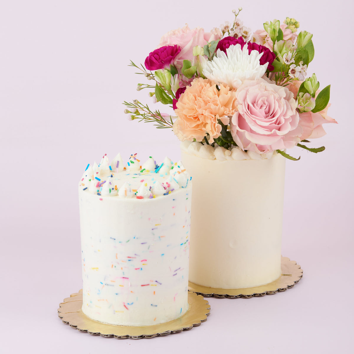 Add Flowers – Too Sweet Cakes